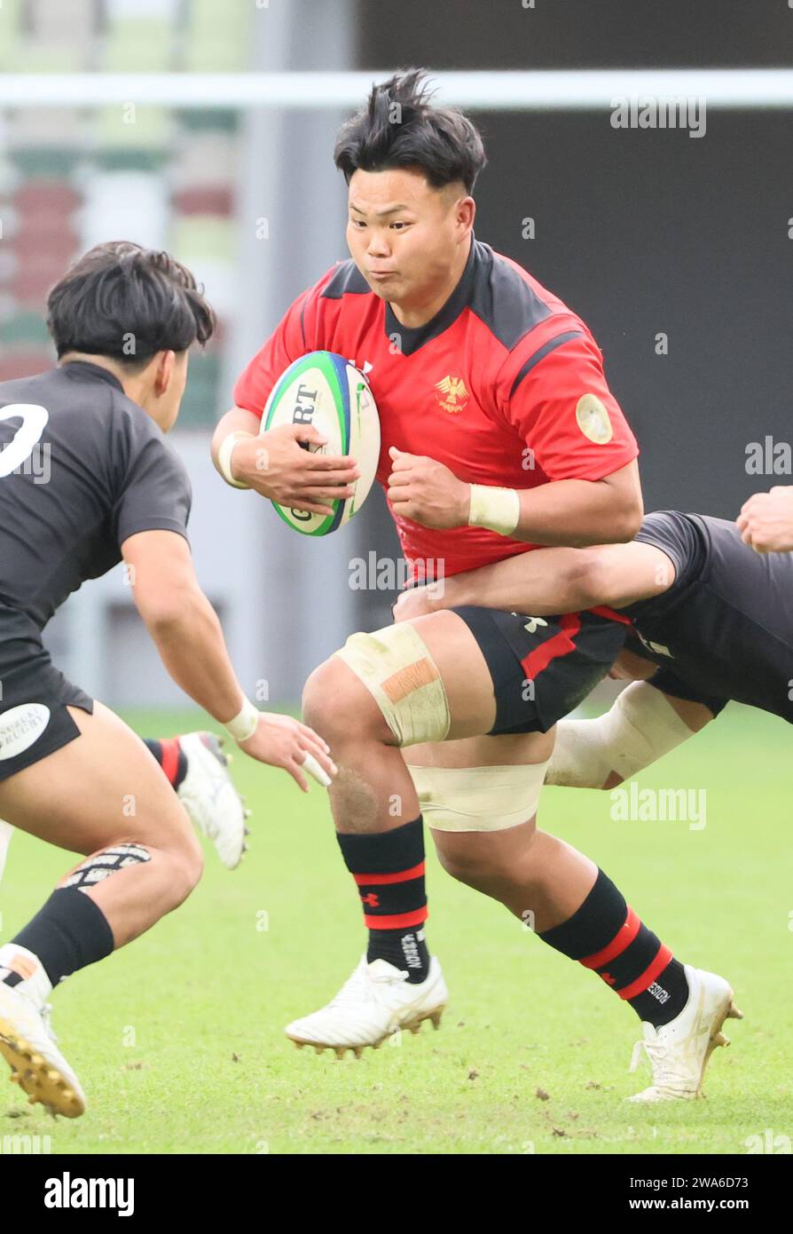 Tokyo, Japan. 2nd Jan, 2024. Teikyo University flanker Akito Okui ...
