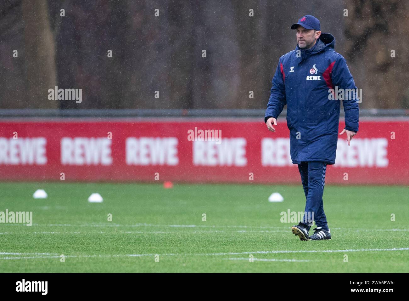 Andr? Pawlak (1. FC K?ln, Trainer). Trainingsauftakt des 1. FC K?ln, am 02.01.2024 ...