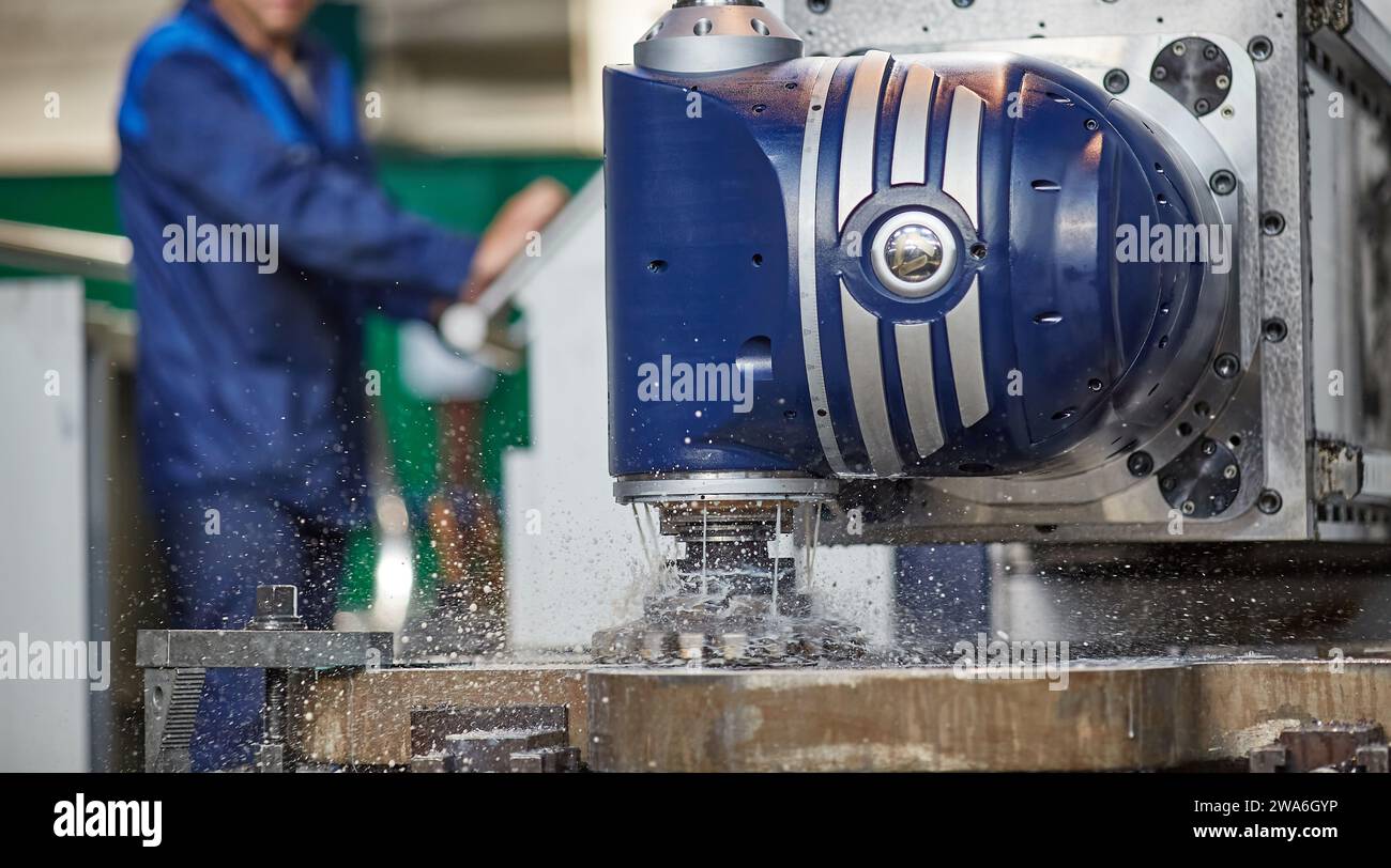 Vertical milling machine hi-res stock photography and images - Alamy