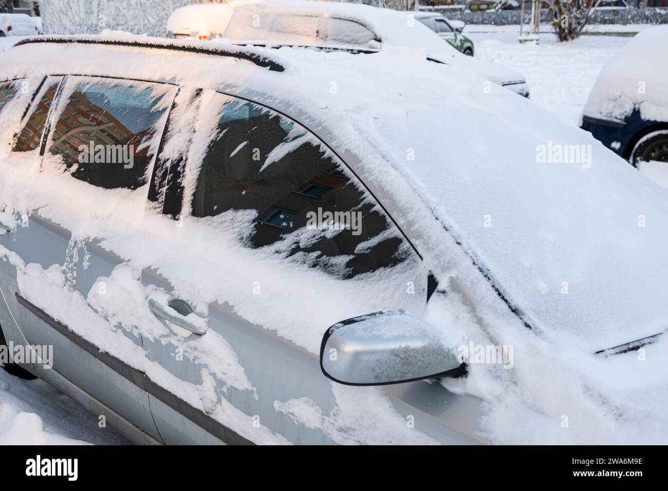 Winter driving solutions hi-res stock photography and images - Alamy
