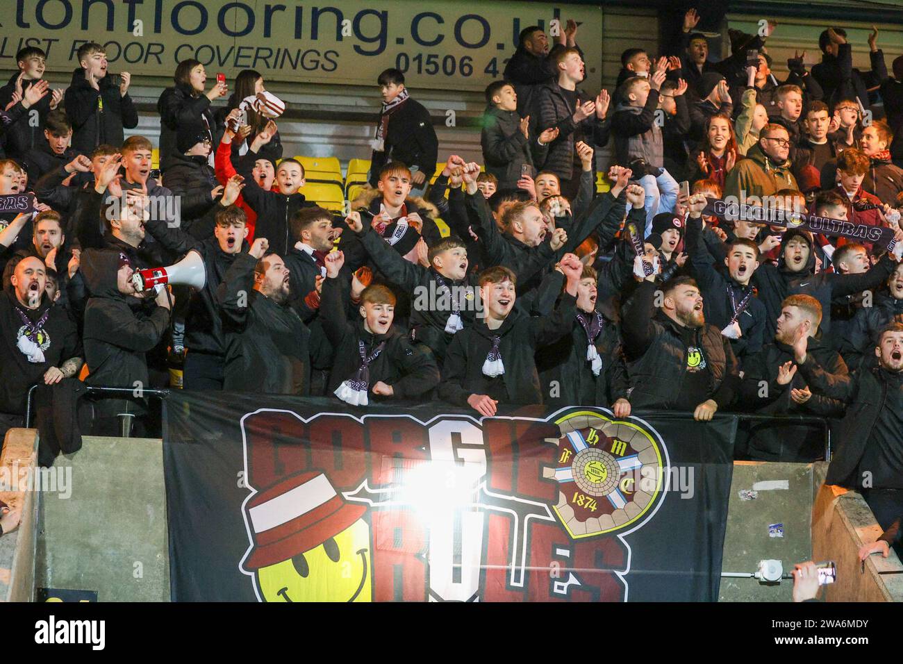 Hearts fc fans hi-res stock photography and images - Alamy