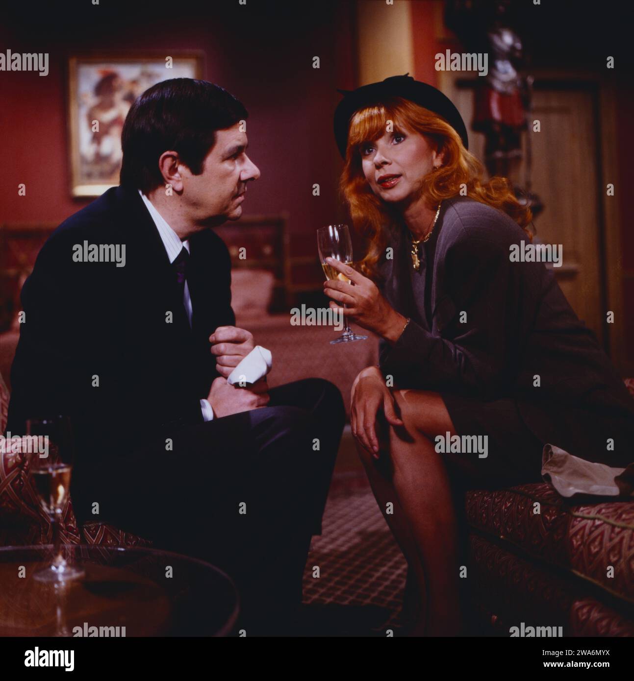 Dinner zu Viert, ZDF Fernsehfilm, Deutschland, 1990, Szene: Gerd Baltus ...