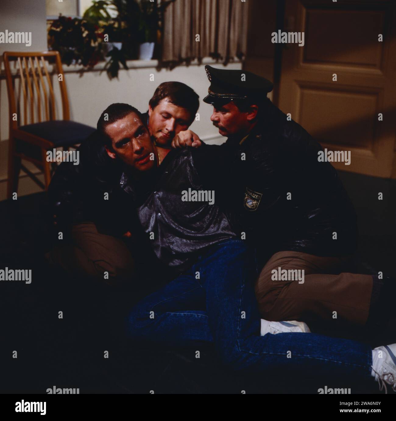 Derrick, ZDF Krimi-Serie, Deutschland, 1986, Folge: Naujocks trauriges ...