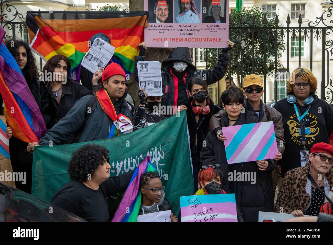 Trans woman hi-res stock photography and images - Alamy