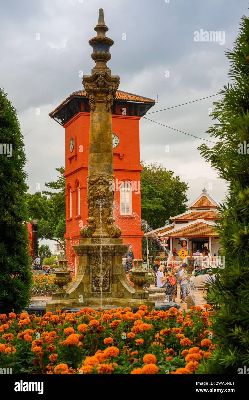 The Queen Victoria Memorial Fountain and the Clock Tower in Dutch ...