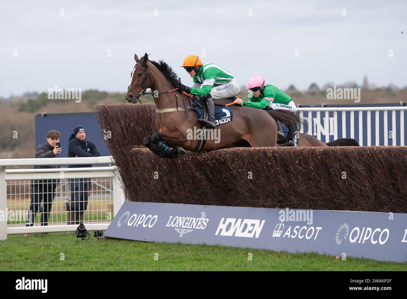 Sponsor gallagher group ltd hi-res stock photography and images - Alamy