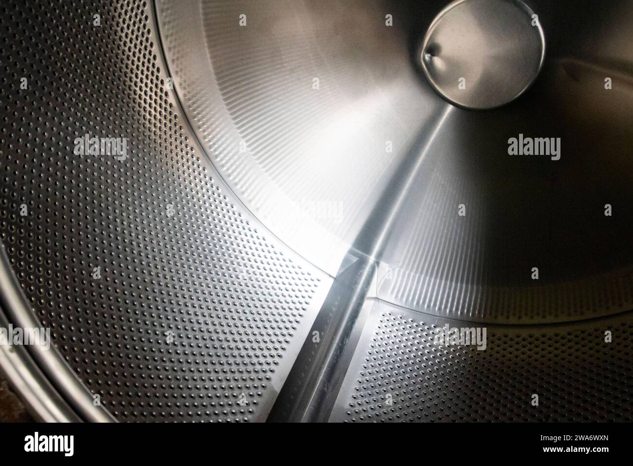 Mechanical washing hi-res stock photography and images - Alamy