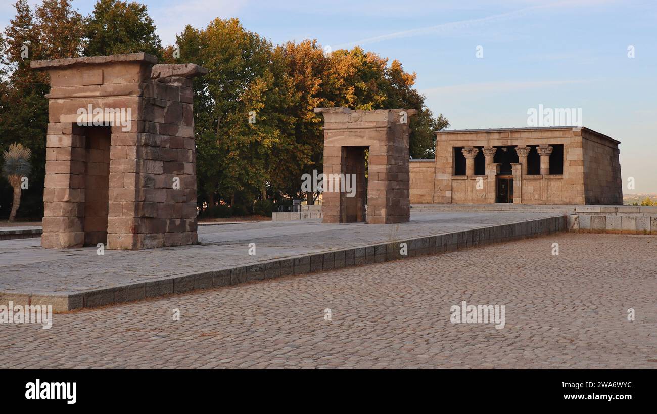 Templo de debod temple hi-res stock photography and images - Alamy