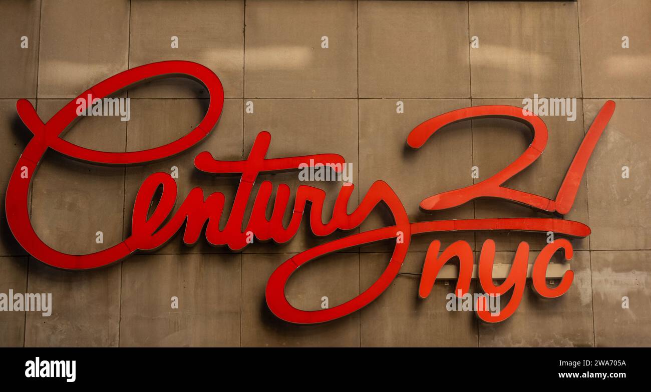 Century 21 new york hi-res stock photography and images - Alamy