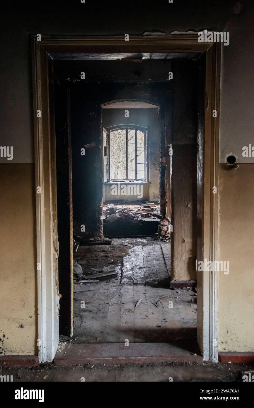 Abandoned and destroyed factory interior Stock Photo - Alamy
