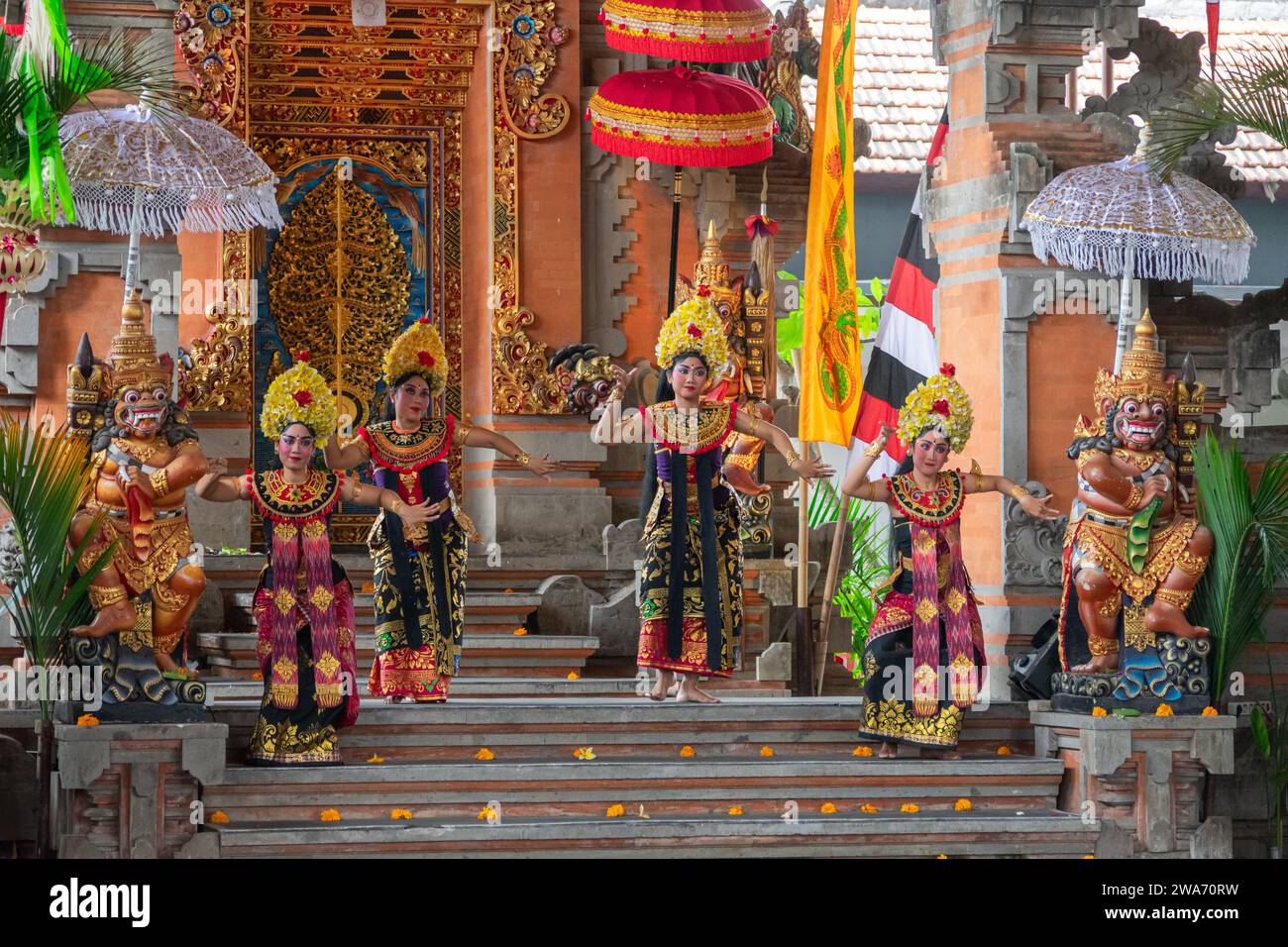 Bali, Indonesia 8 September 2022, Balinese dancers performing a "Barong ...