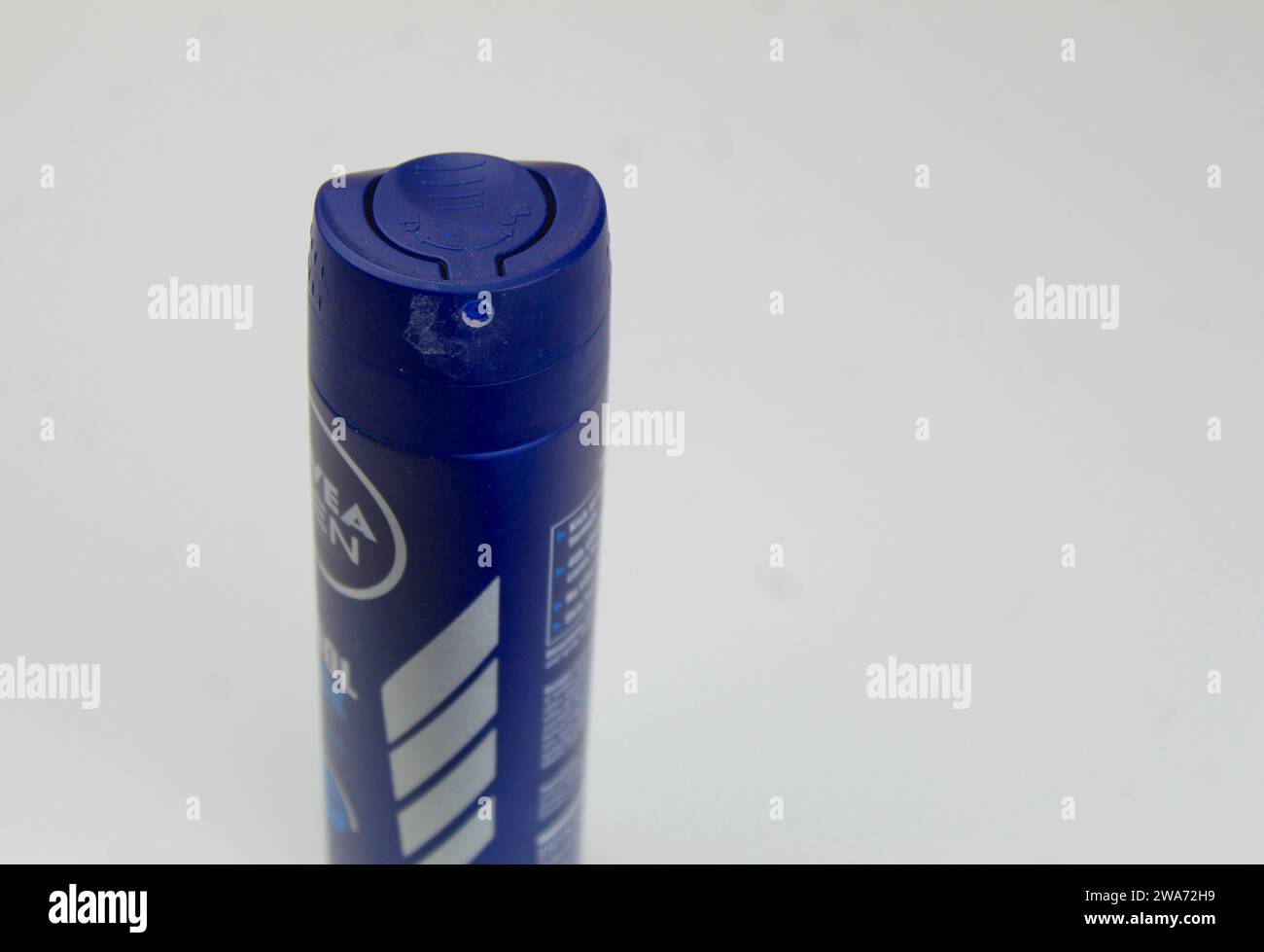 Nivea deodorant can hi-res stock photography and images - Alamy