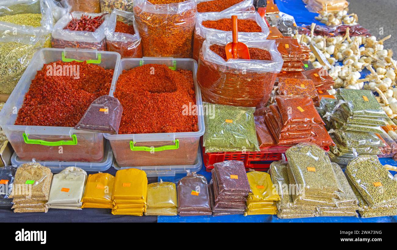 Dry Asian Spices in Bulk at Farmers Market Stall Stock Photo - Alamy