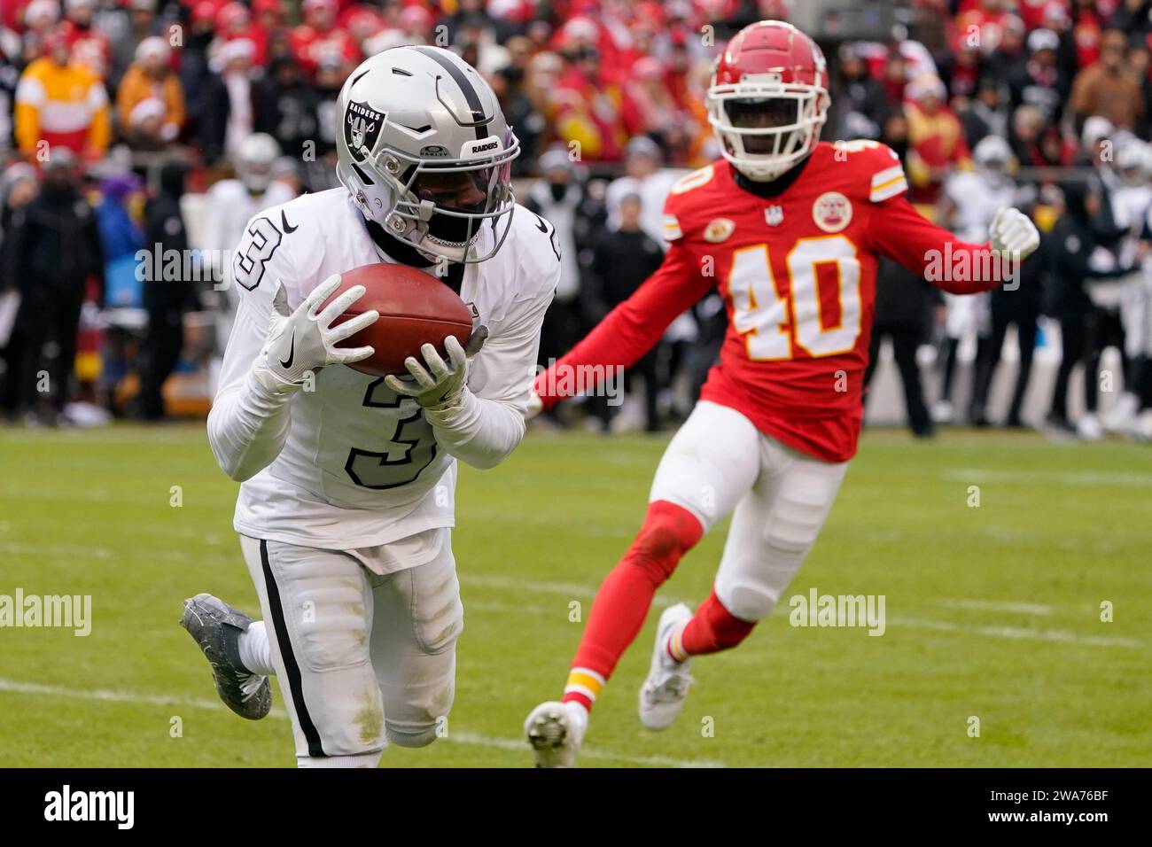 Las Vegas Raiders wide receiver DeAndre Carter (3) catches a pass ...