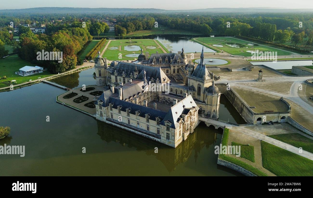 Chantilly castle aerial view hi-res stock photography and images - Alamy