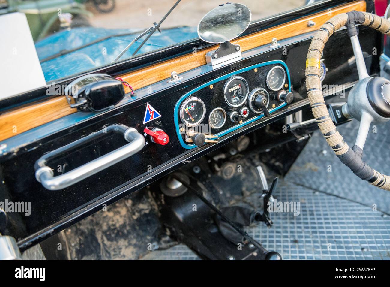 Dash board of an open top pre-war austin 7 car Stock Photo - Alamy