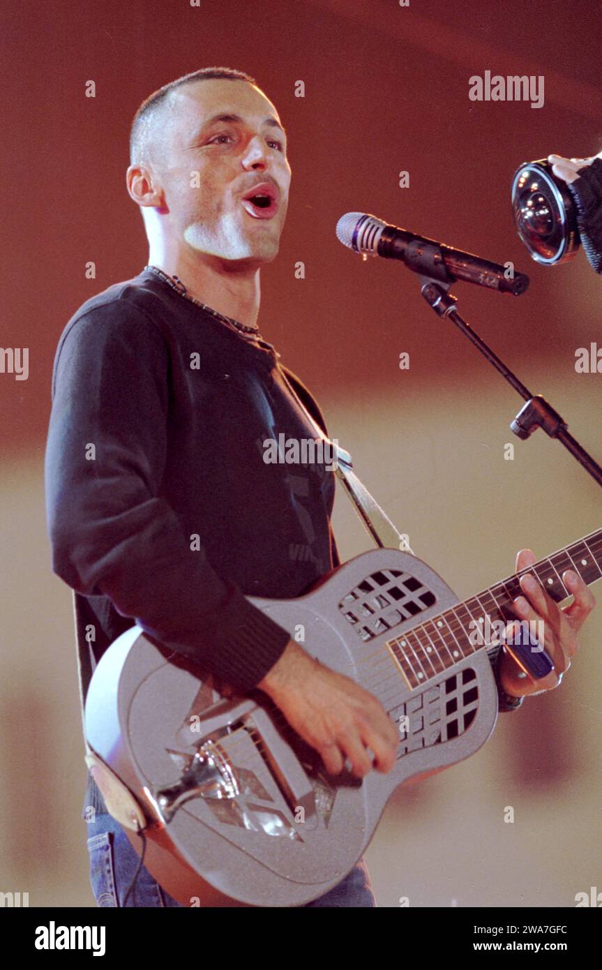 Alex britti festivalbar hi-res stock photography and images - Alamy