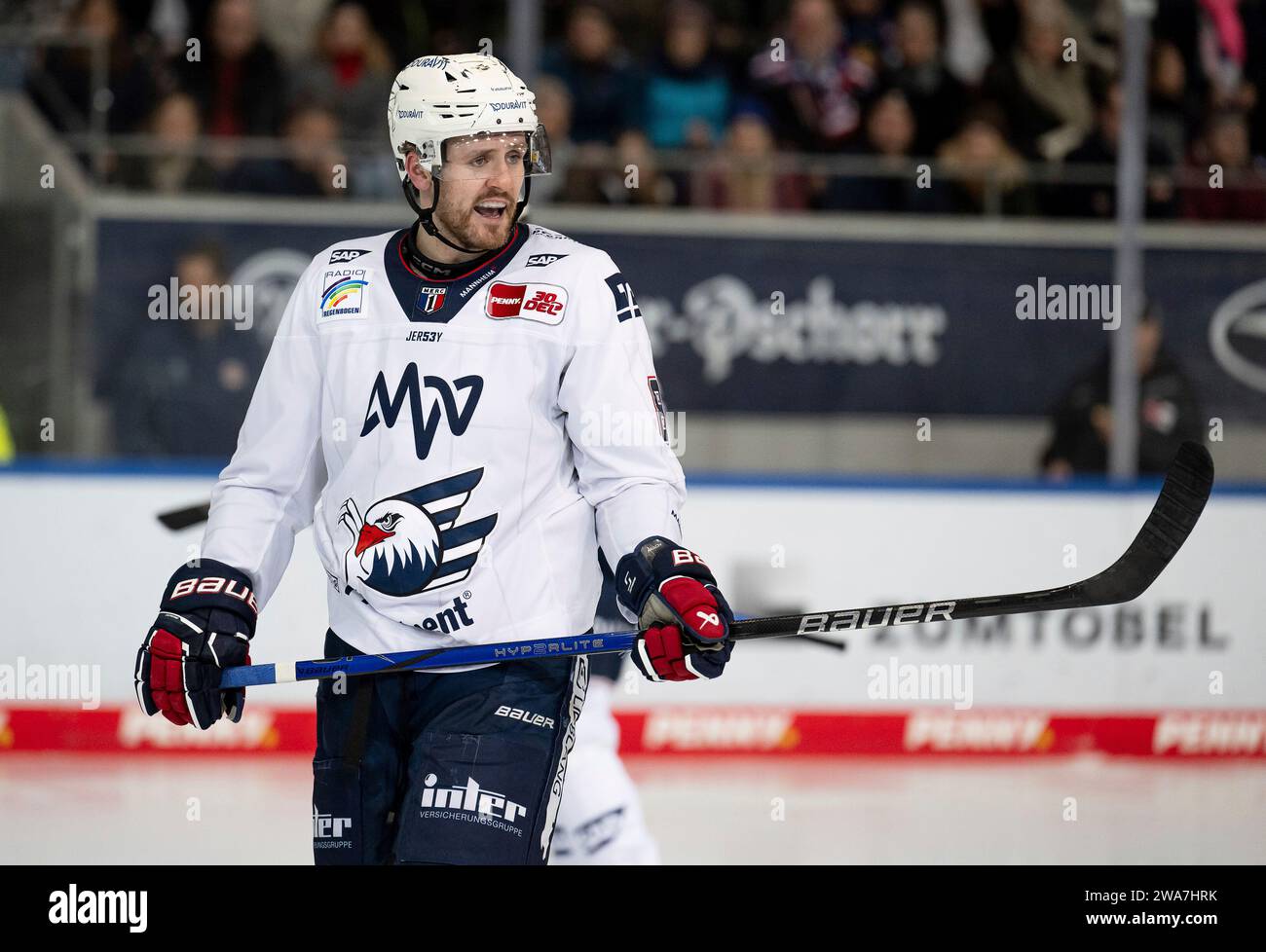 Muenchen, Deutschland. 02nd Jan, 2024. Jordan Murray (Adler Mannheim ...