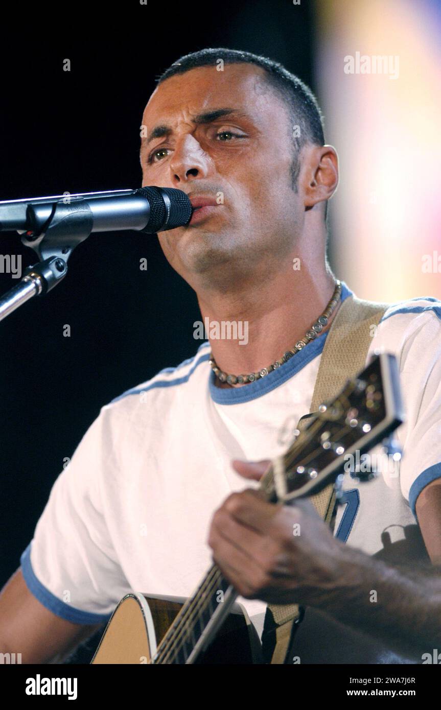 Alex britti festivalbar hi-res stock photography and images - Alamy