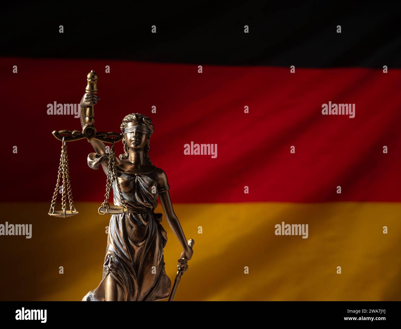 German courthouse and flag hi-res stock photography and images - Alamy