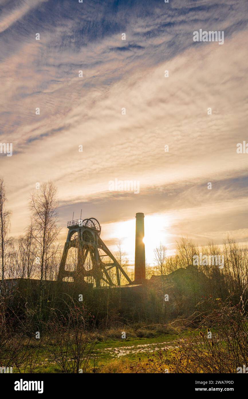 The redundant Pleasley colliery Stock Photo - Alamy