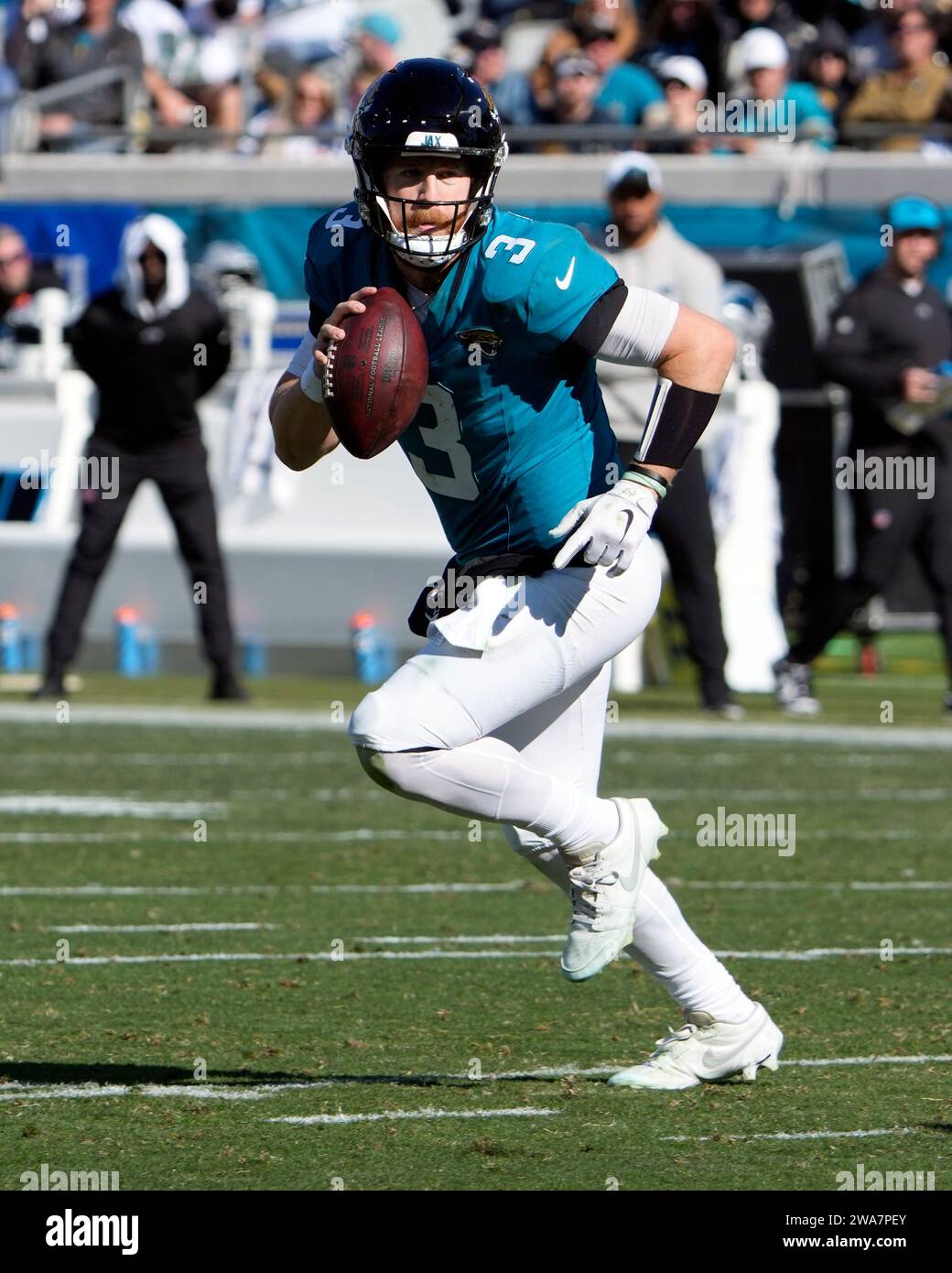 Jacksonville Jaguars quarterback C.J. Beathard (3) looks for a receiver ...