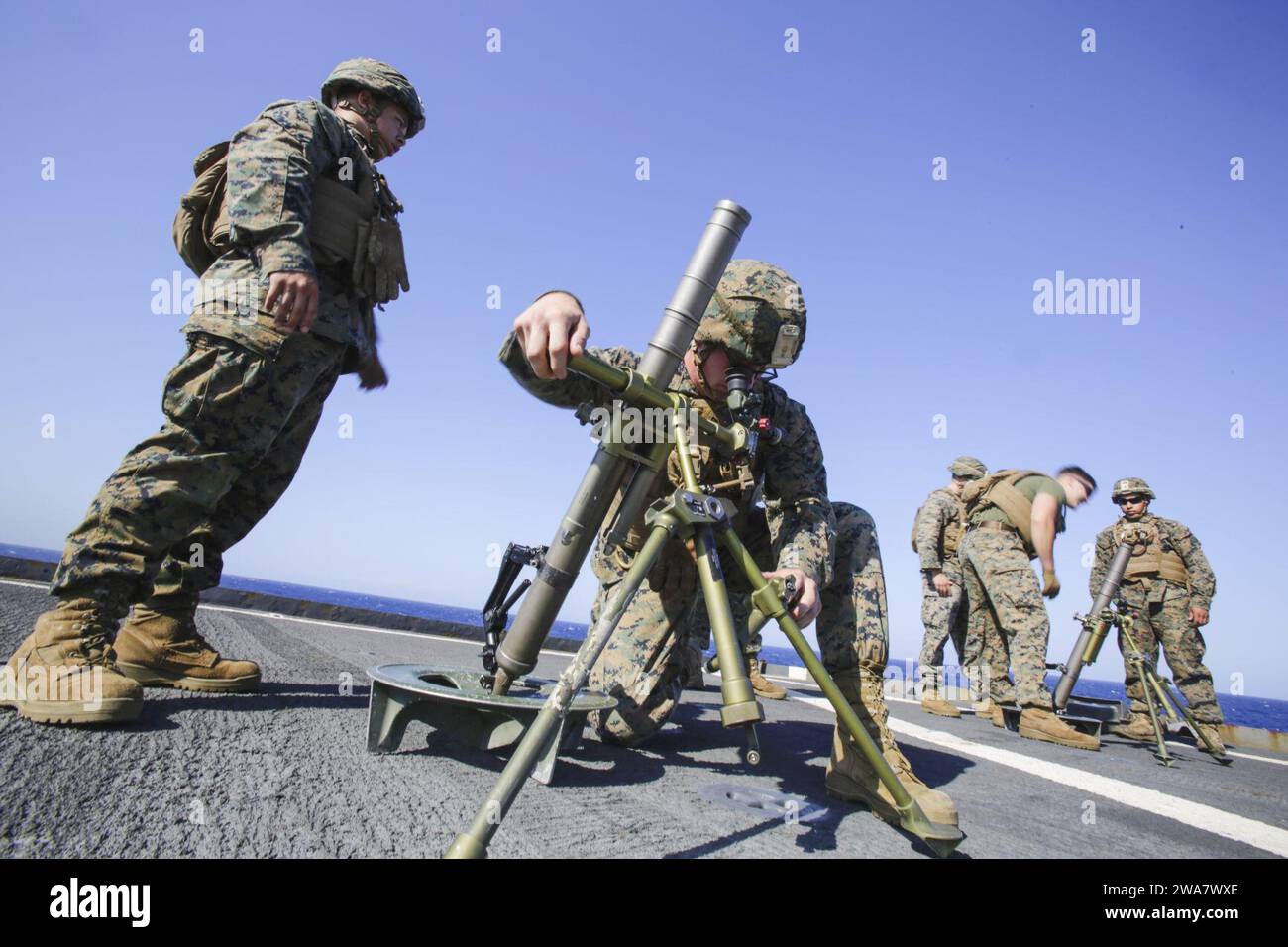 60mm mortar system hi-res stock photography and images - Alamy