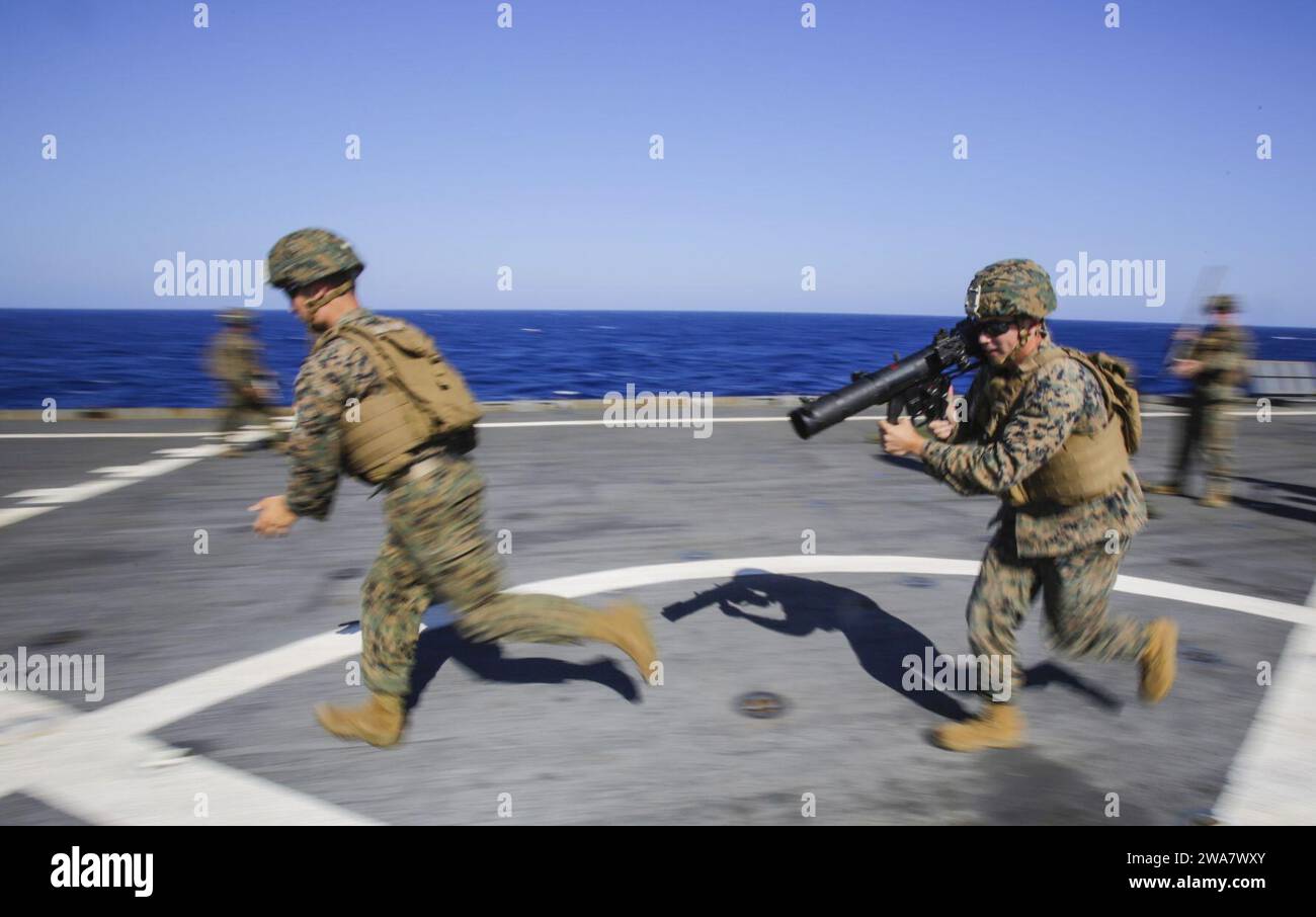 Smaw hi-res stock photography and images - Alamy