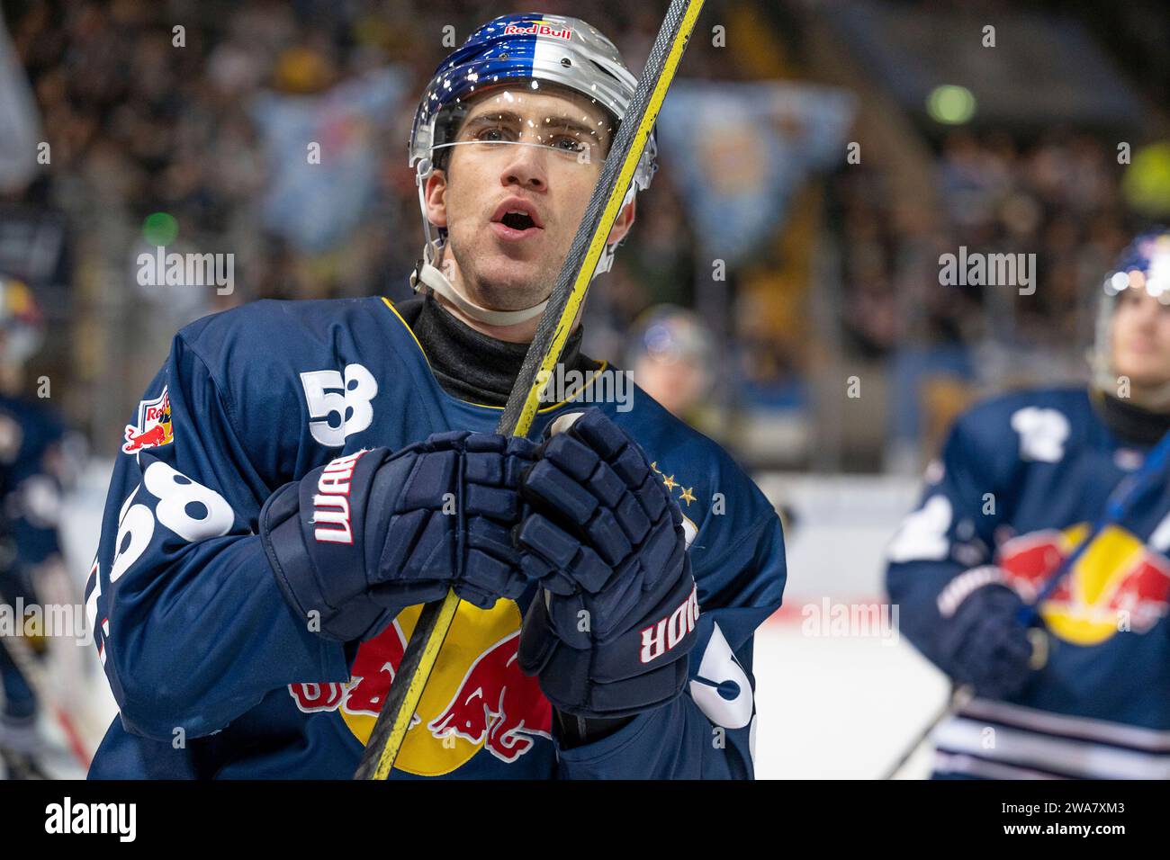 Muenchen, Deutschland. 02nd Jan, 2024. Ryan McKiernan (EHC Red Bull ...