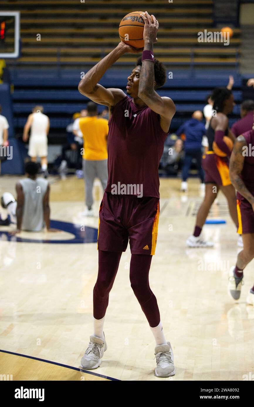 Arizona State forward Alonzo Gaffney (8) works on his 3-point shooting ...