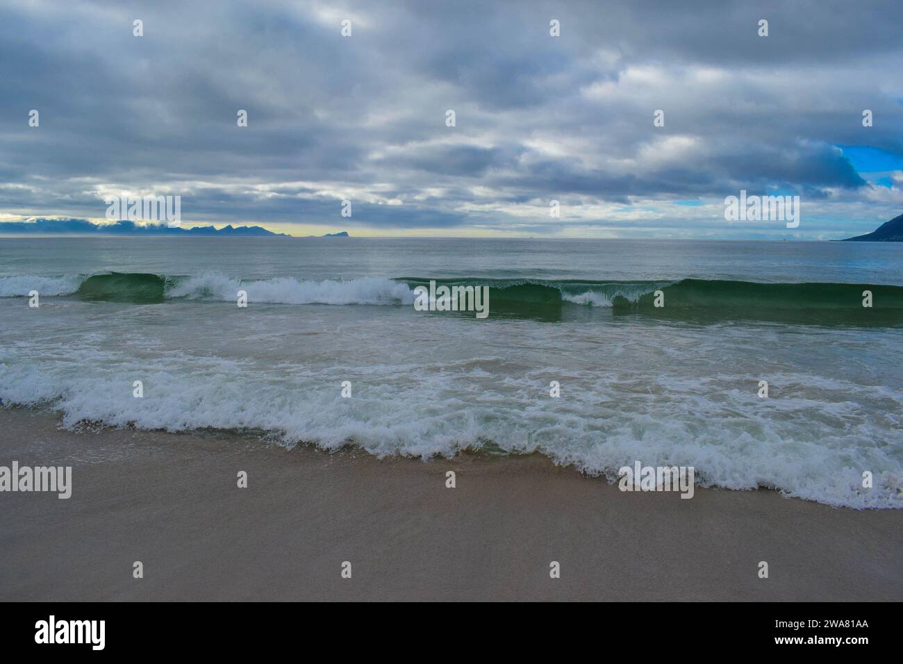 Blue ocean, waves Stock Photo - Alamy
