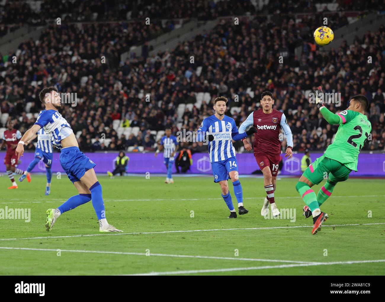 Shot over crossbar hi-res stock photography and images - Alamy