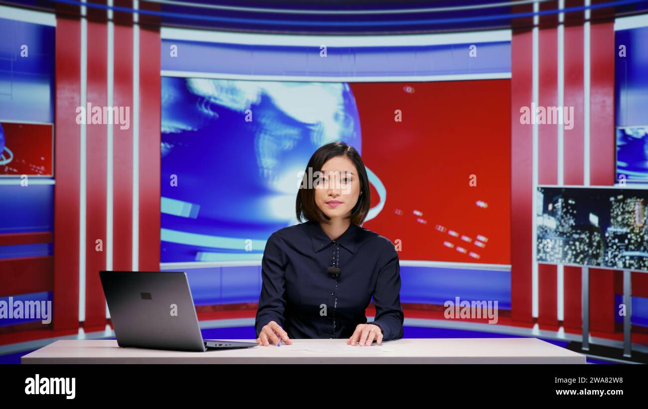 News anchor talks global events hi-res stock photography and images - Alamy