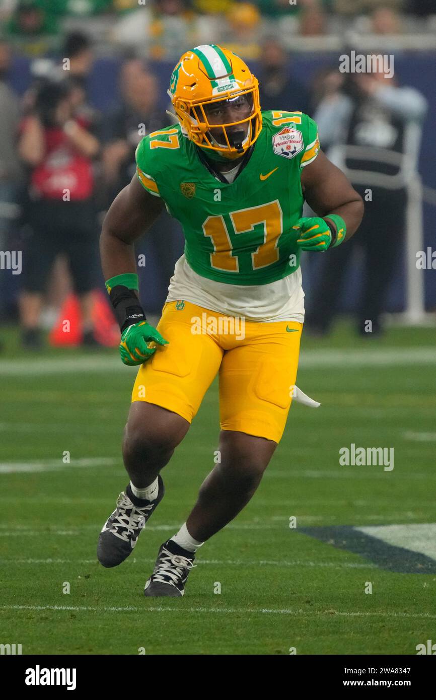 Oregon linebacker Blake Purchase (17) during the first half of the NCAA ...