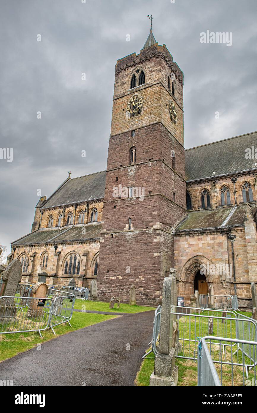 Dunblane Cathedral, Dunblane, Scotland, UK Stock Photo - Alamy