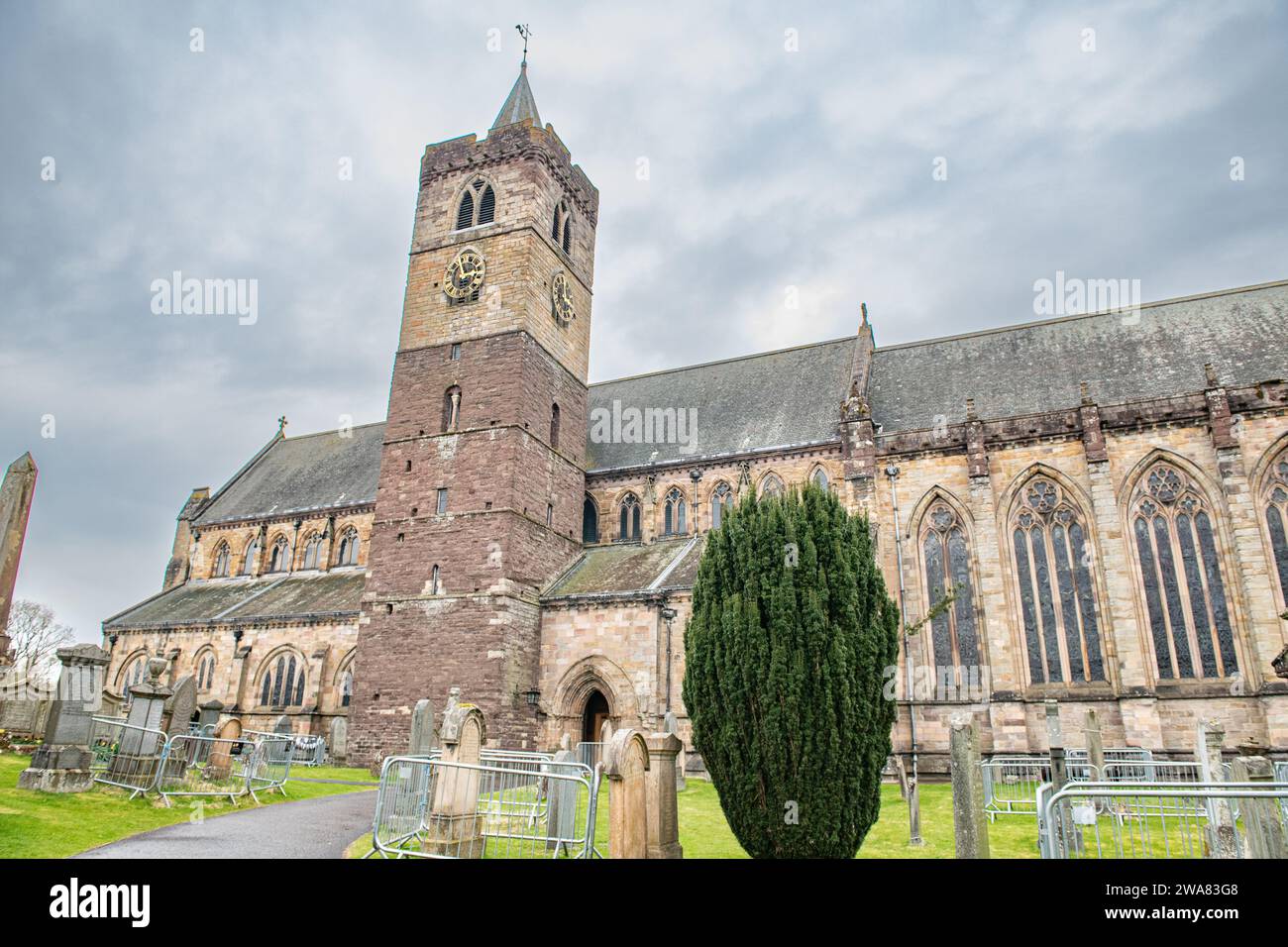 Dunblane Cathedral, Dunblane, Scotland, UK Stock Photo - Alamy