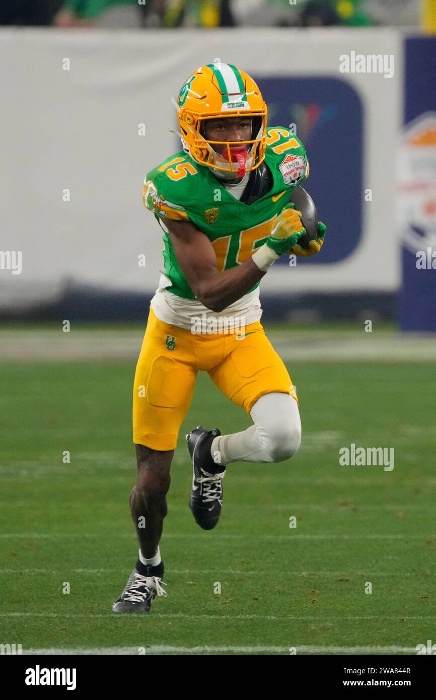 Oregon wide receiver Tez Johnson (15) during the first half of the NCAA ...