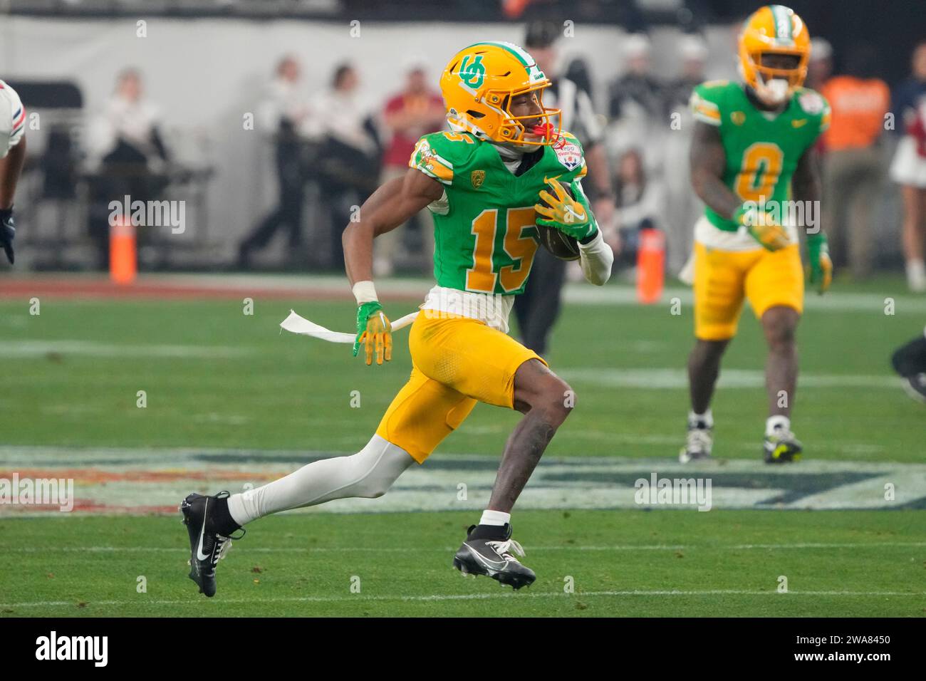 Oregon wide receiver Tez Johnson (15) during the first half of the NCAA ...