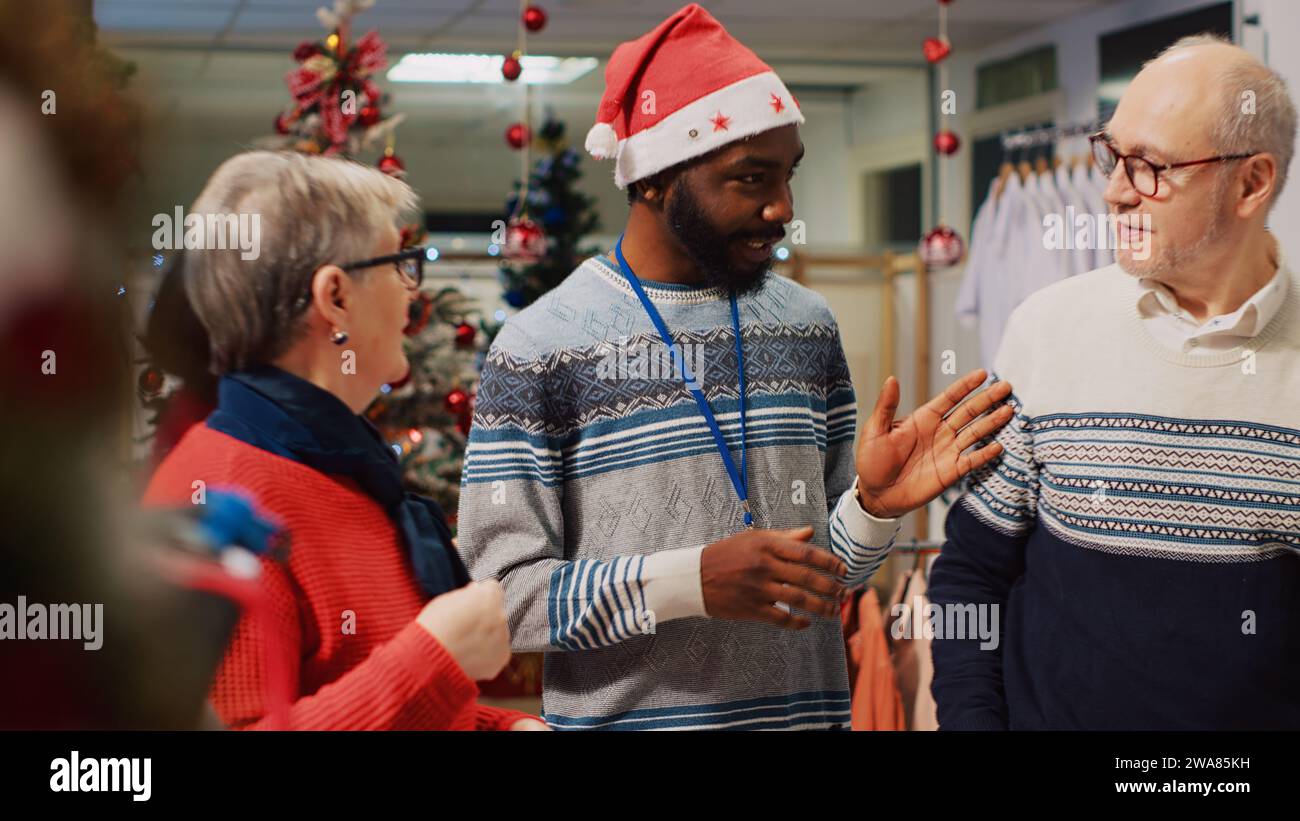 Elderly retail therapy hi-res stock photography and images - Alamy