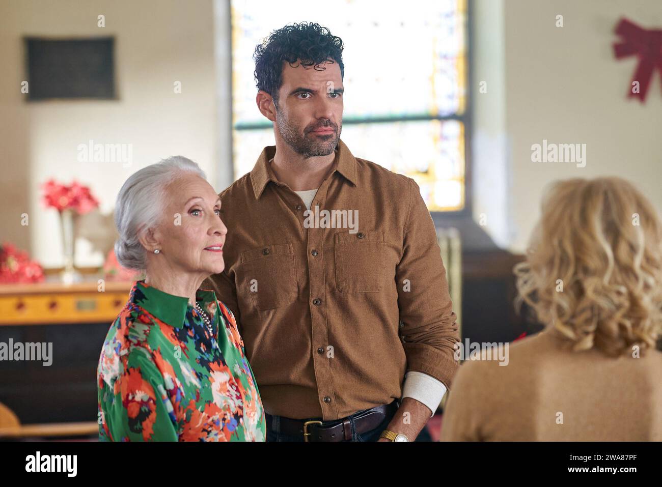 MIRACLE IN BETHLEHEM, PA., (aka MIRACLE IN BETHLEHEM PA), from left ...