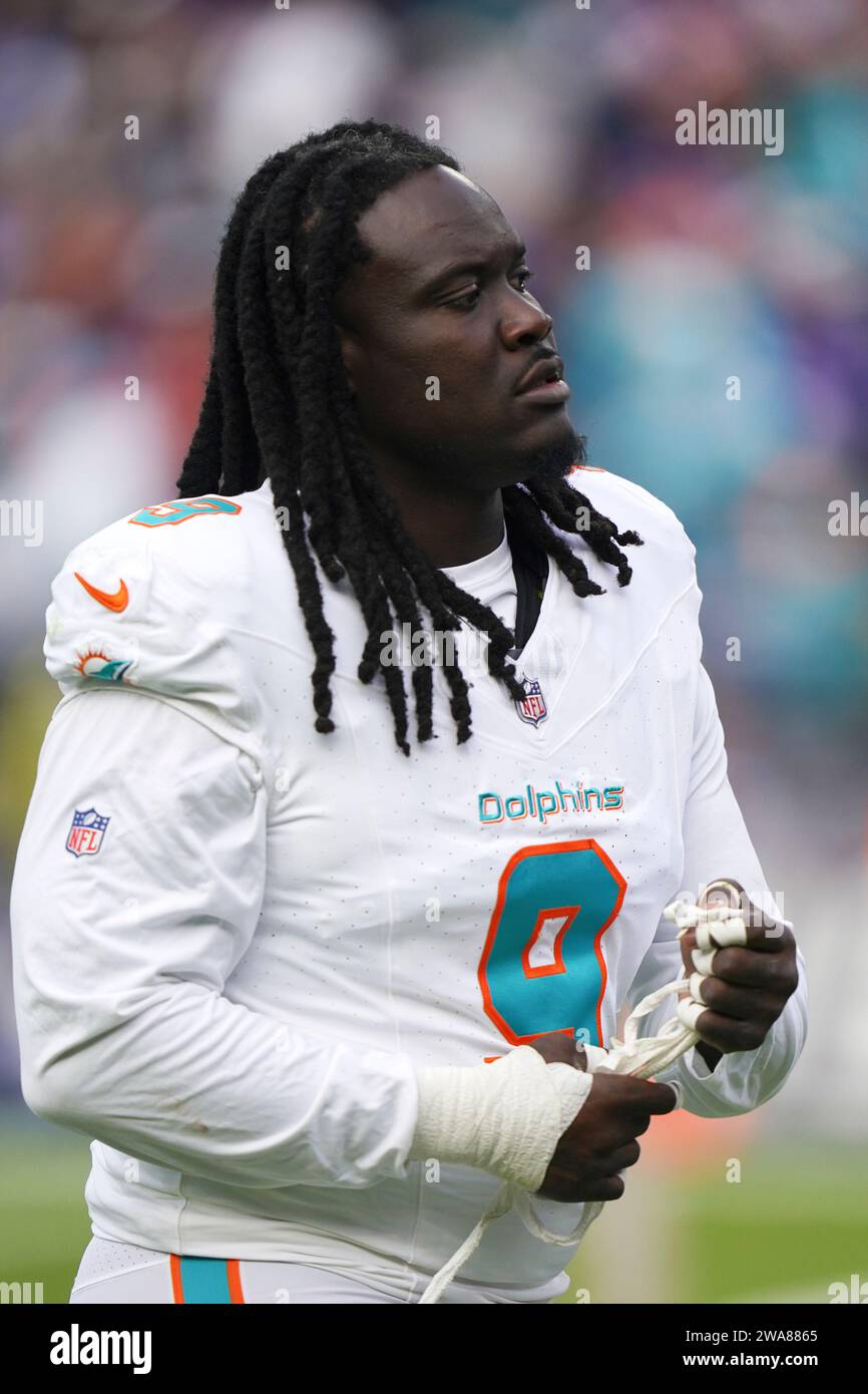 Miami Dolphins linebacker Melvin Ingram (9) during an NFL football game ...