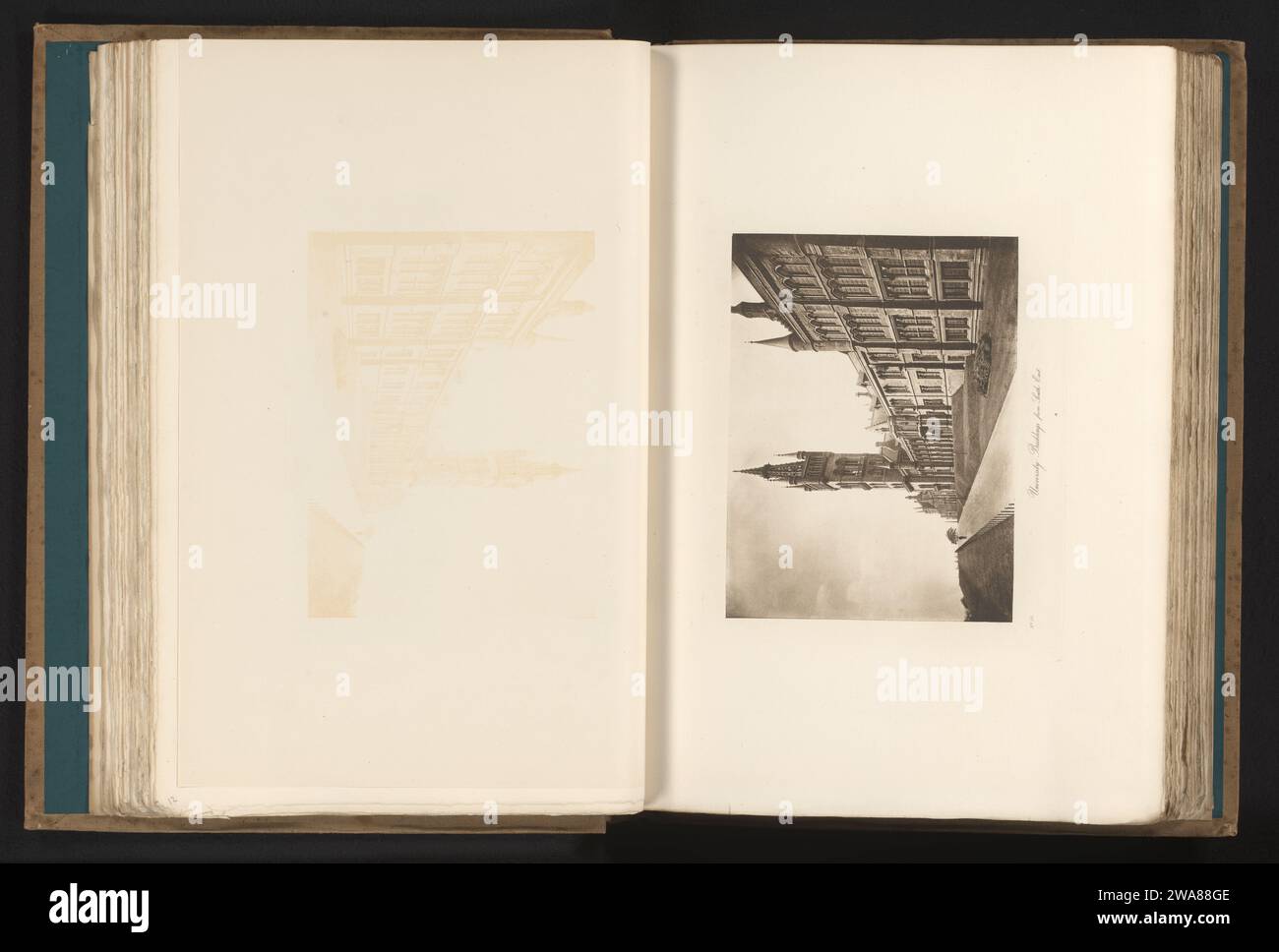 View of the Gilbert Scott building of the University of Glasgow ...