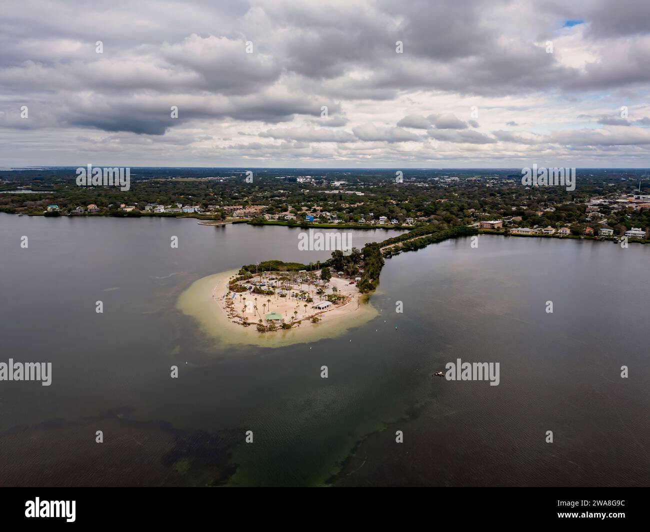 Top down beach view florida hi-res stock photography and images - Alamy