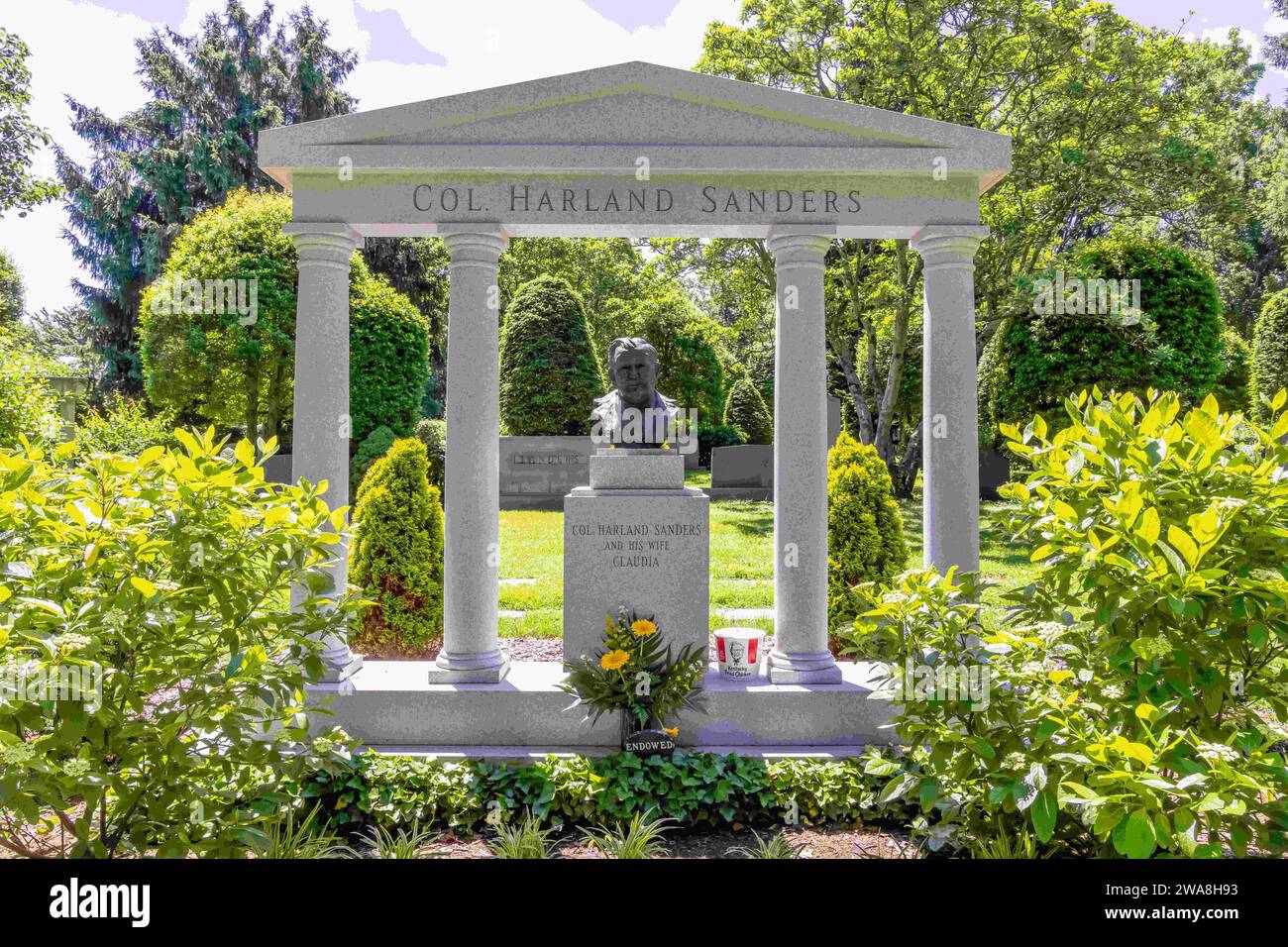 Louisville, KY, USA. 28th May, 2022. Gravesite of Colonel Harland ...