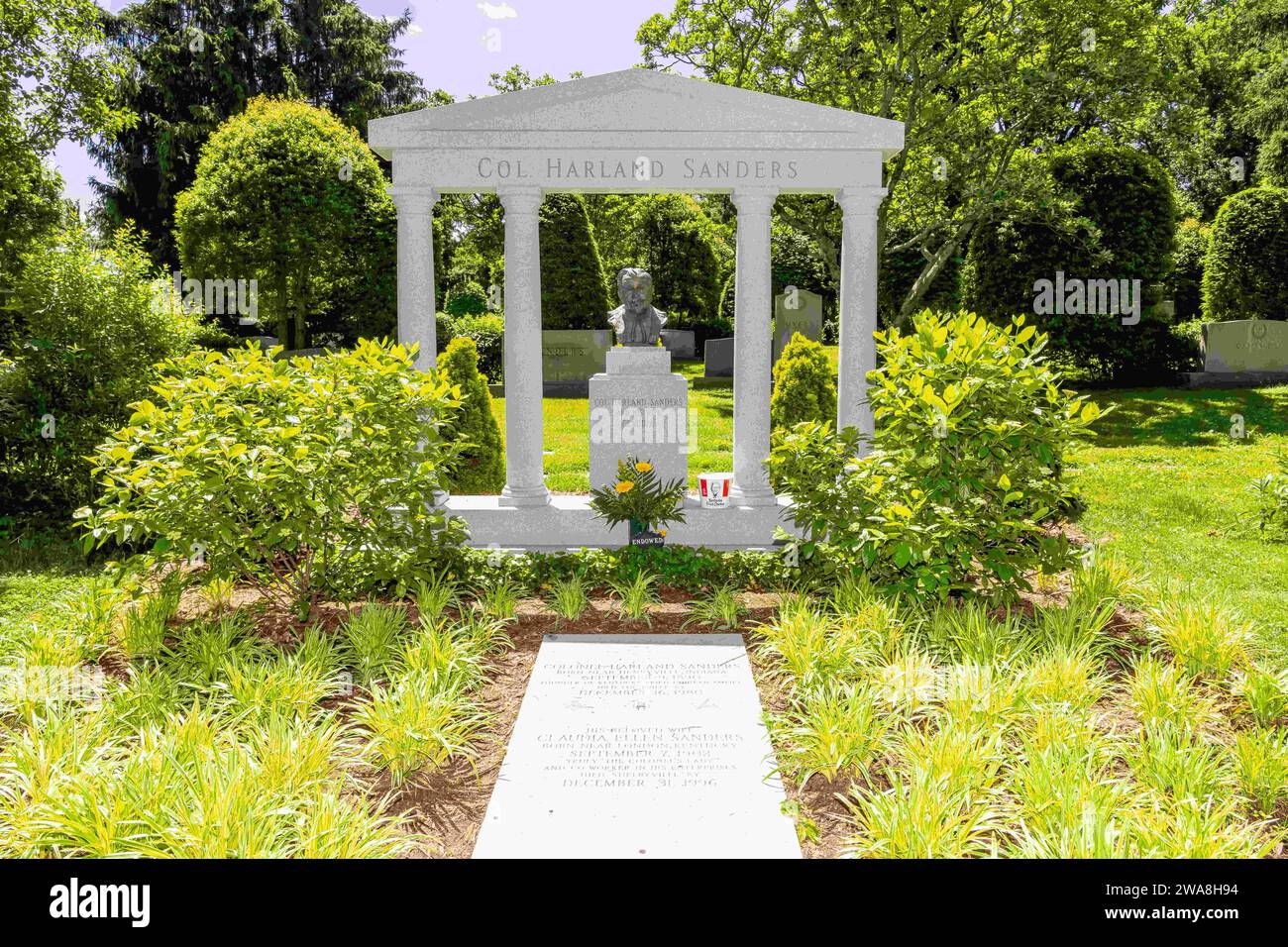 Louisville, KY, USA. 28th May, 2022. Gravesite of Colonel Harland ...