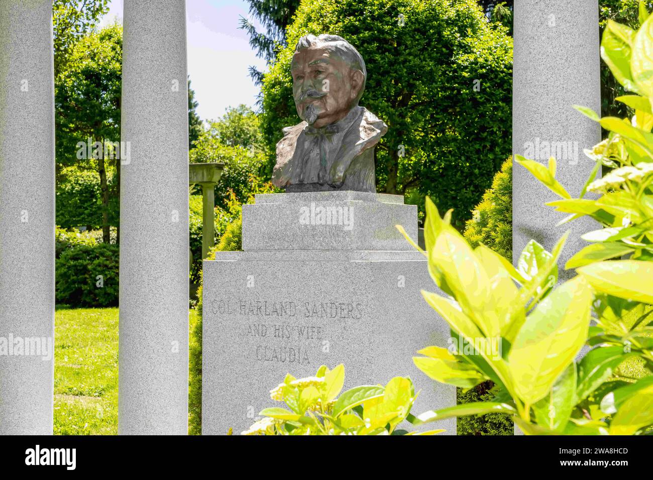 Louisville, KY, USA. 28th May, 2022. Gravesite of Colonel Harland ...