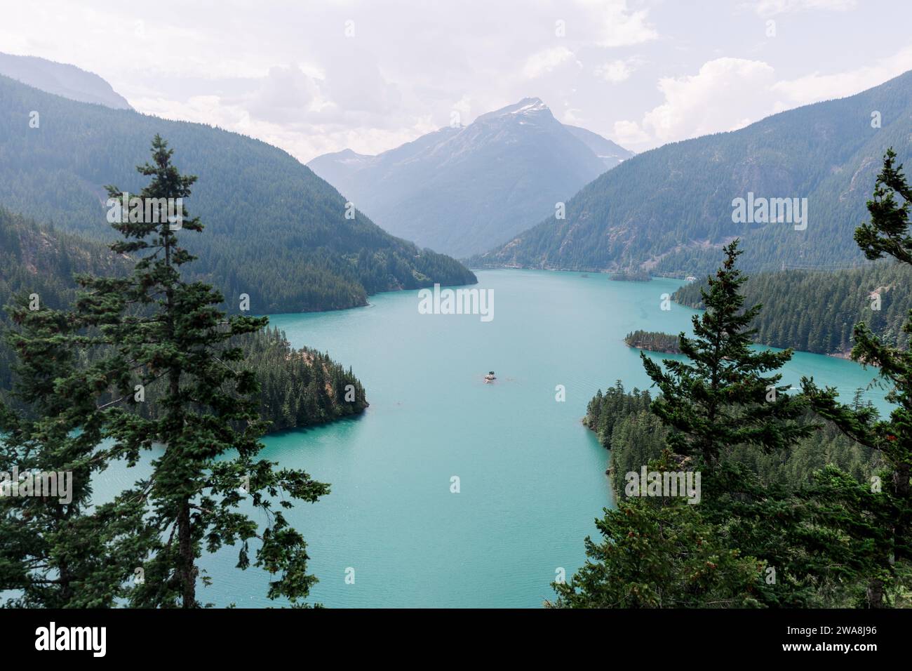 Defiance lake hi-res stock photography and images - Alamy