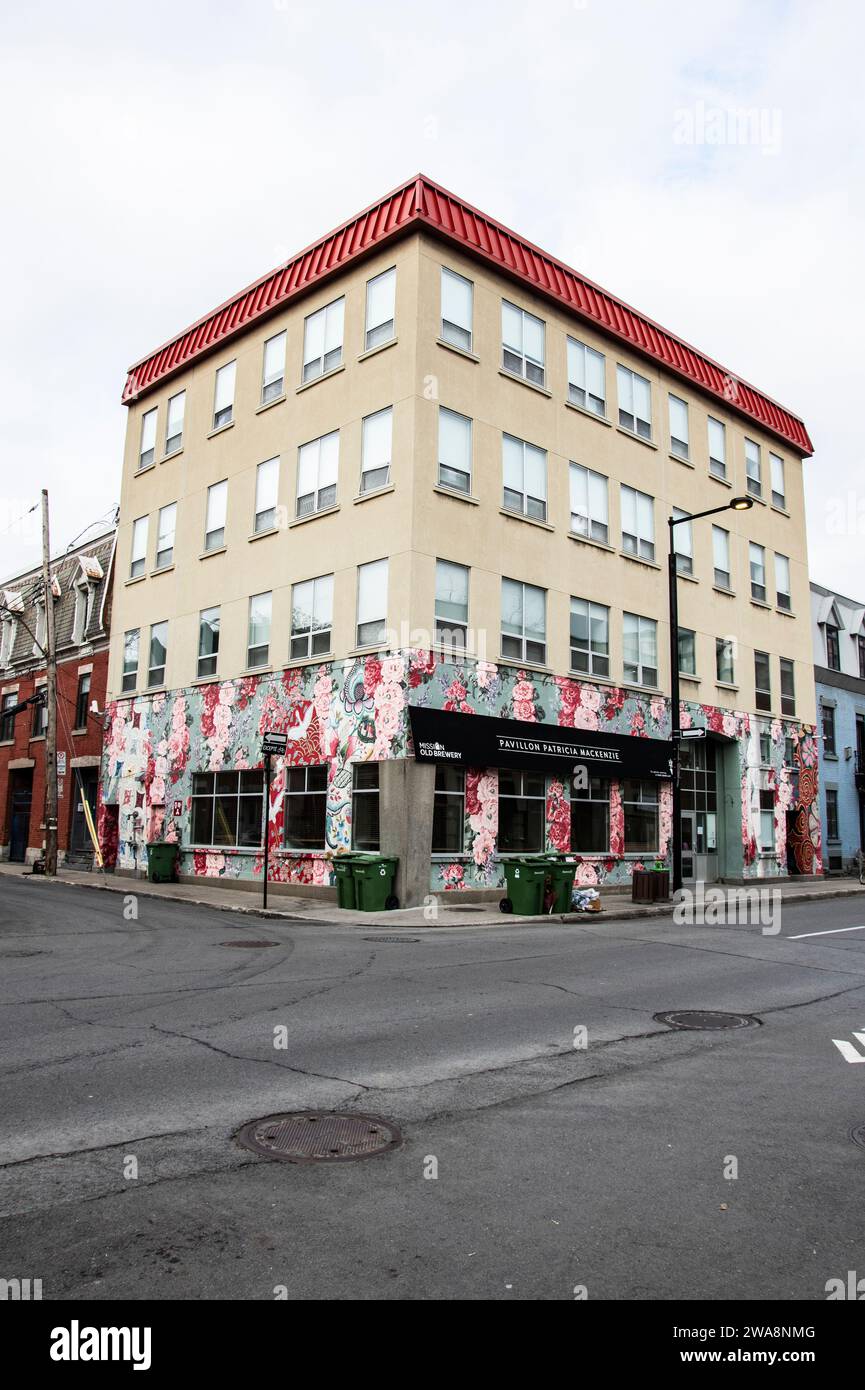 Eclosions floral mural on the Patricia Mackenzie Pavilion women's ...