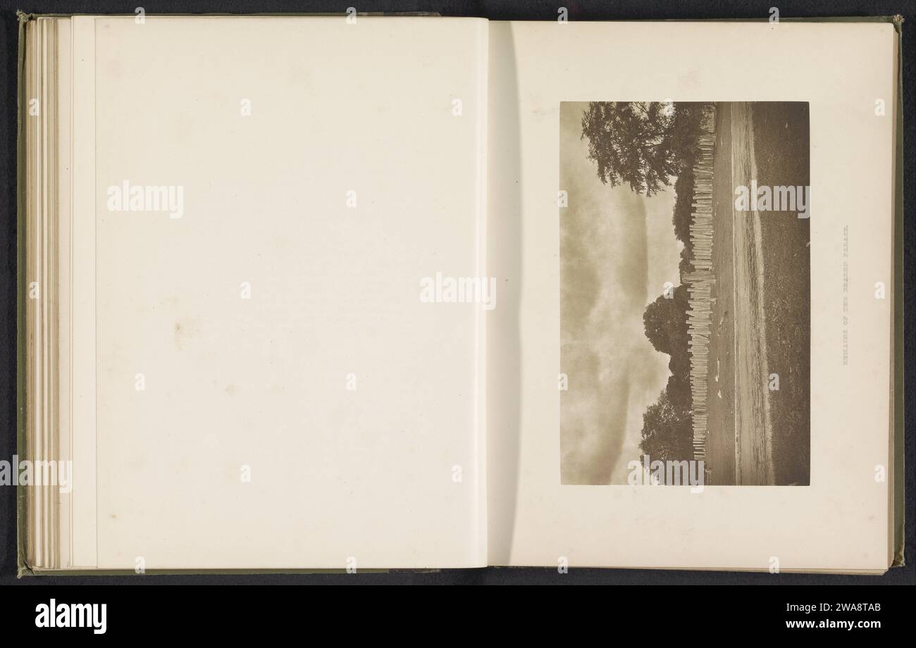 Entrance to the Bo-tree enclosure, Henry William Cave, 1896 ...