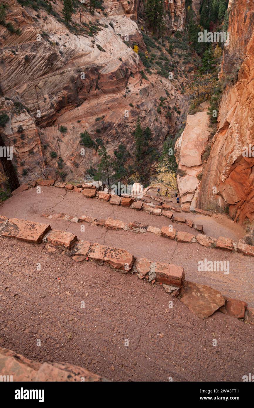 A section of hiking trail known as Walter's Wiggles going up to Angel's ...